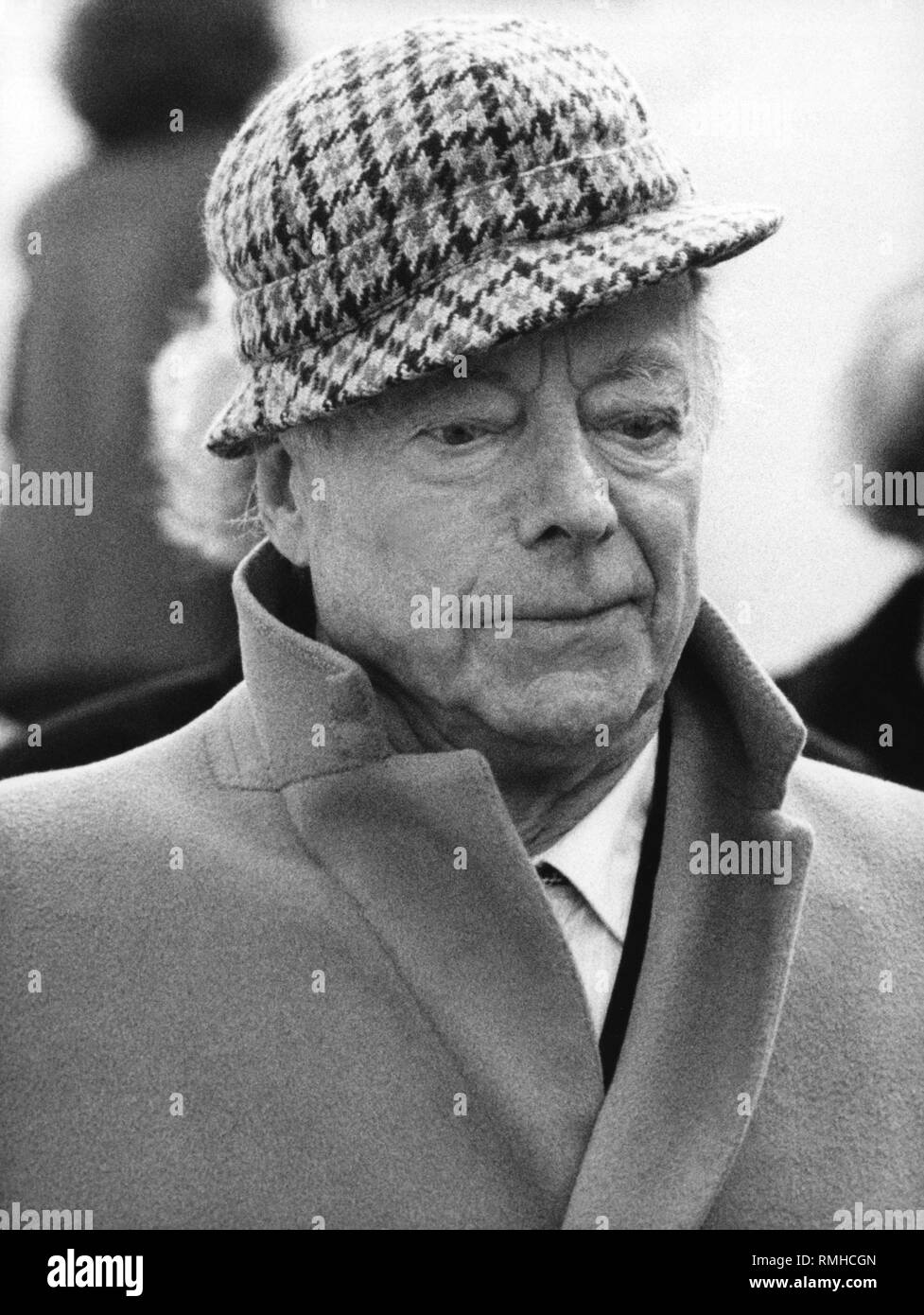 Portrait of the actor Heinz Ruehmann Stock Photo - Alamy