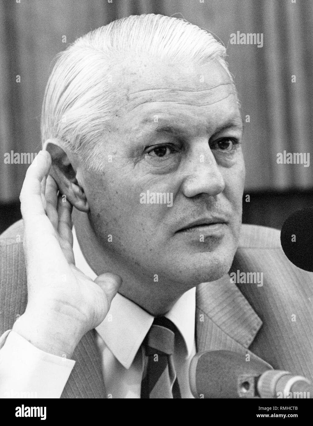 Dr. Gerhard Stoltenberg, Federal Minister of Finance Stock Photo - Alamy