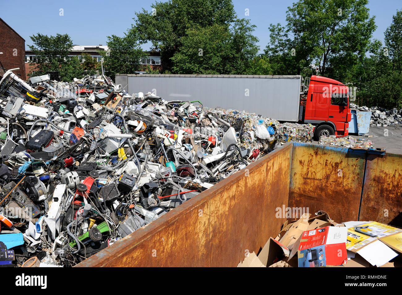 GERMANY, Hamburg, recycling of electronical scrap and old consumer ...