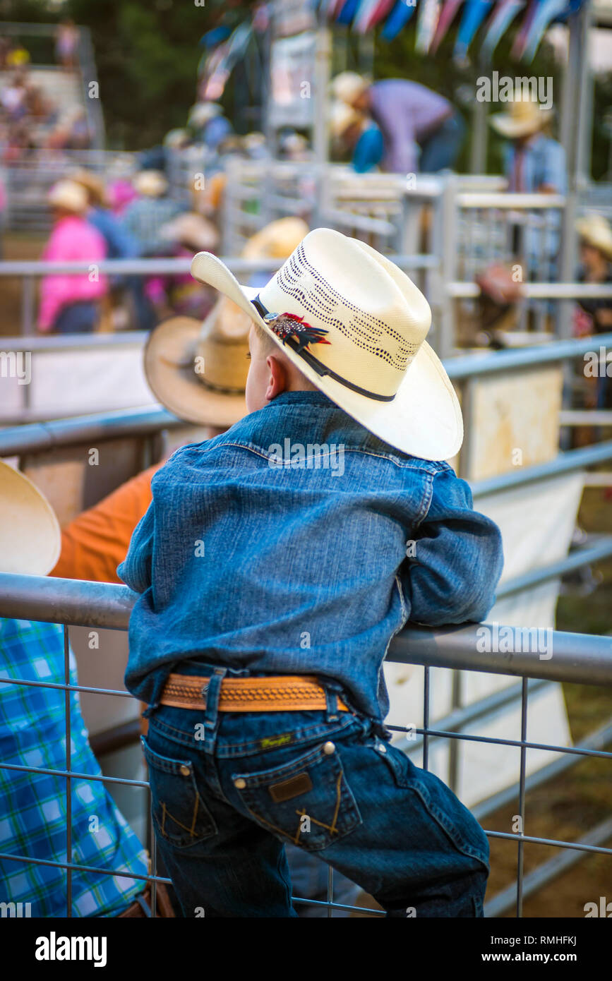 Wrangler jeans hi-res stock photography and images - Alamy