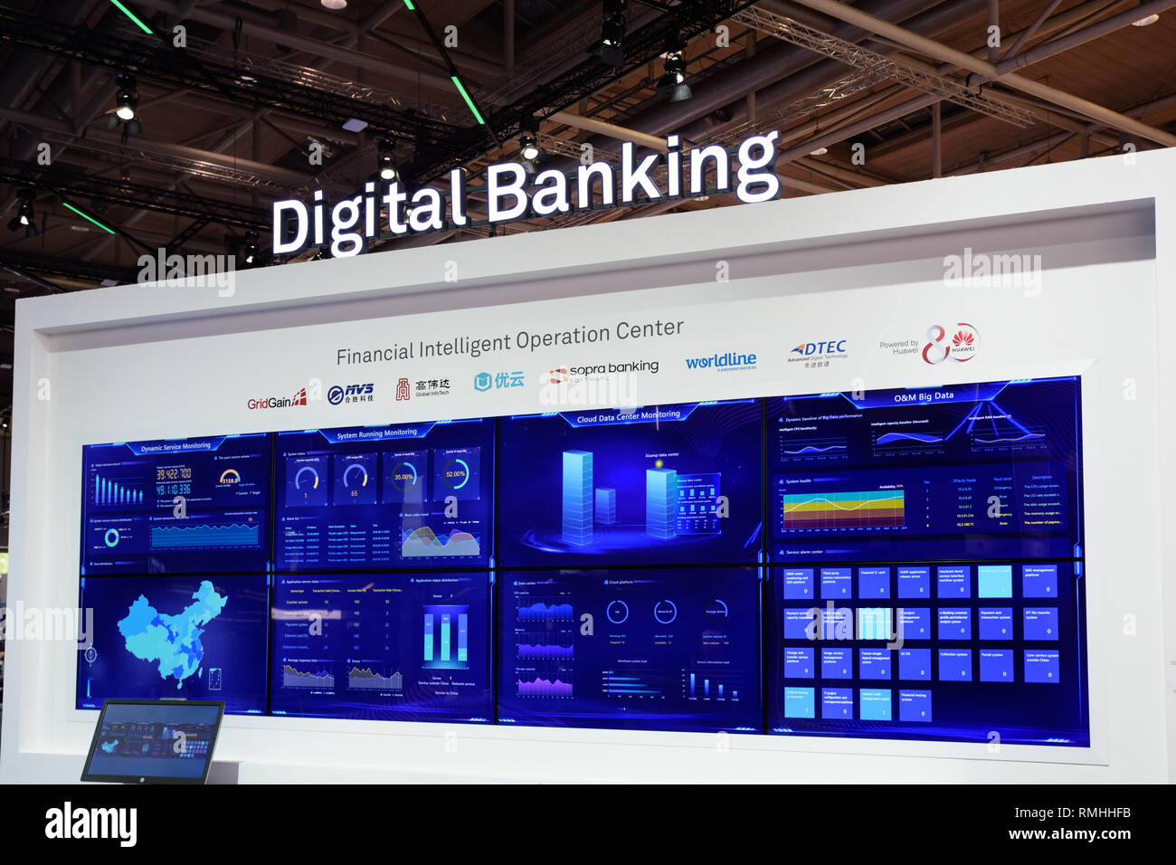 Fair business banking hi-res stock photography and images - Alamy