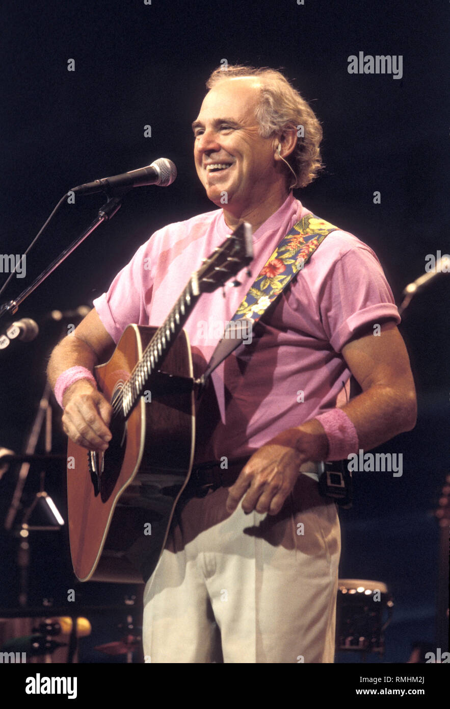 Jimmy buffett concert hi-res stock photography and images - Alamy