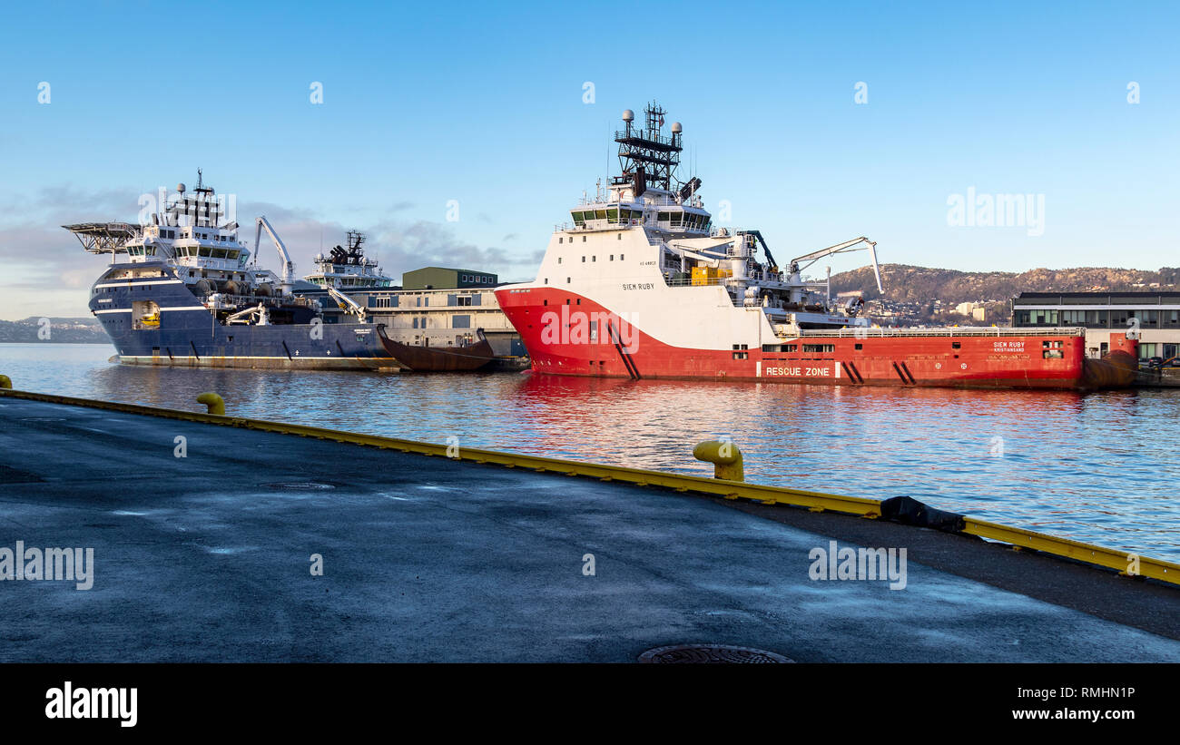 Offshore AHTS anchor handling tug supply vessels Siem Ruby and Normand ...