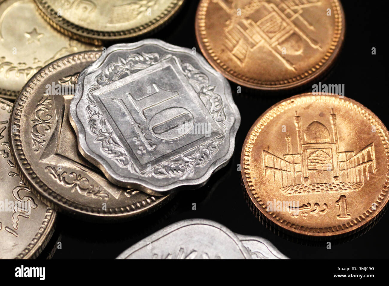 Pakistan Coins High Resolution Stock Photography and Images - Alamy