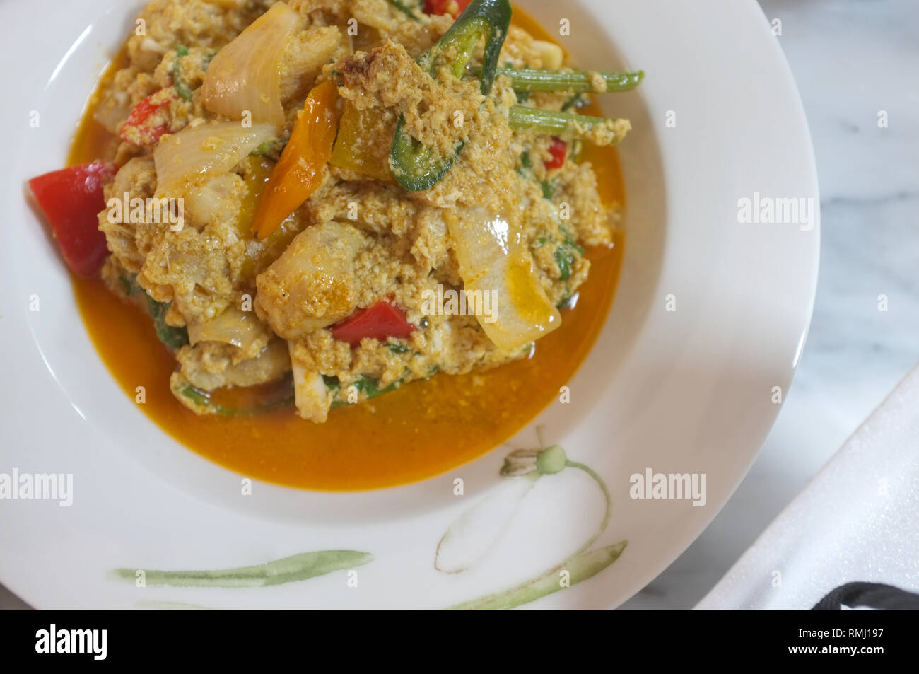 Stir-Fried Sea Crab with Curry Powder Sauce, coconut milk and Eggs or ...