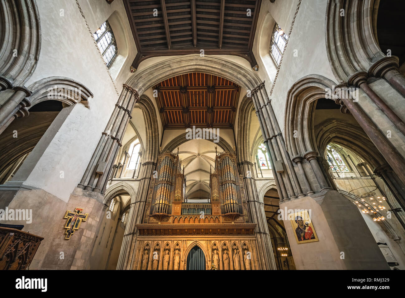 Rochester, England - July 2018 : Impressive organs inside the Rochester ...