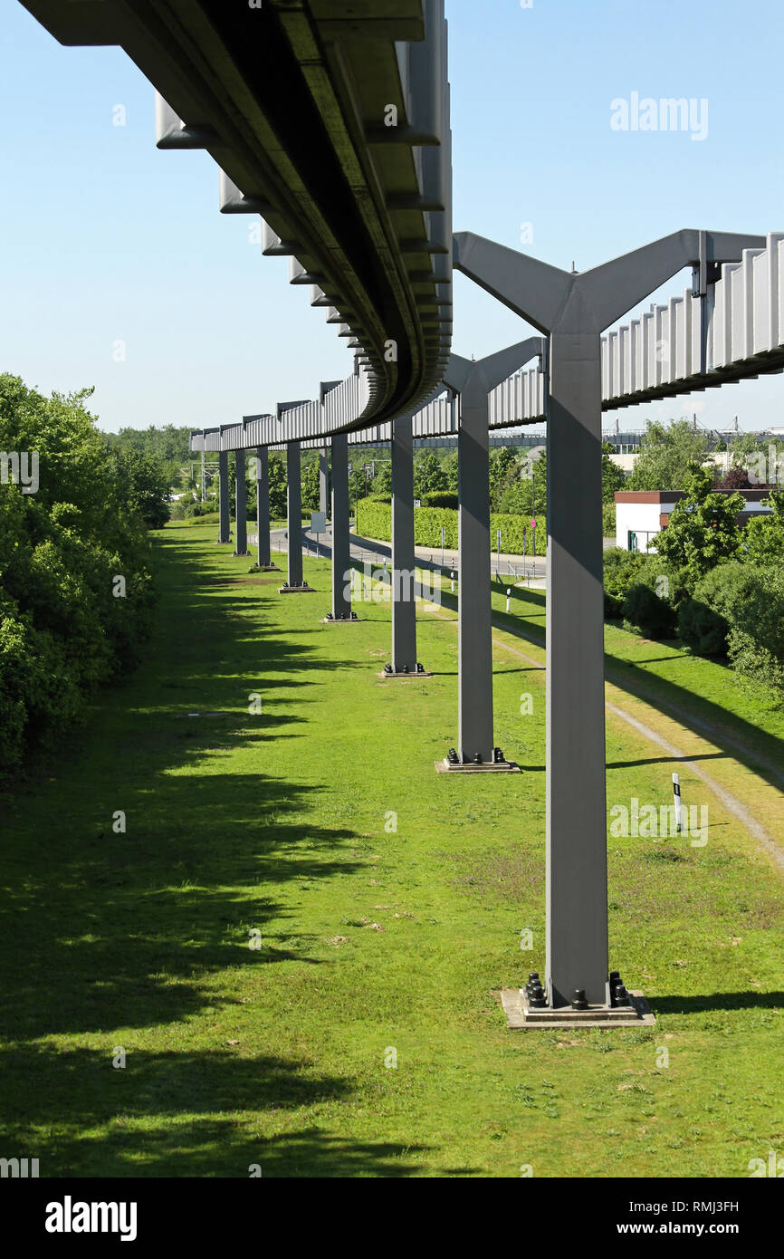 Mono Rails High Resolution Stock Photography and Images - Alamy