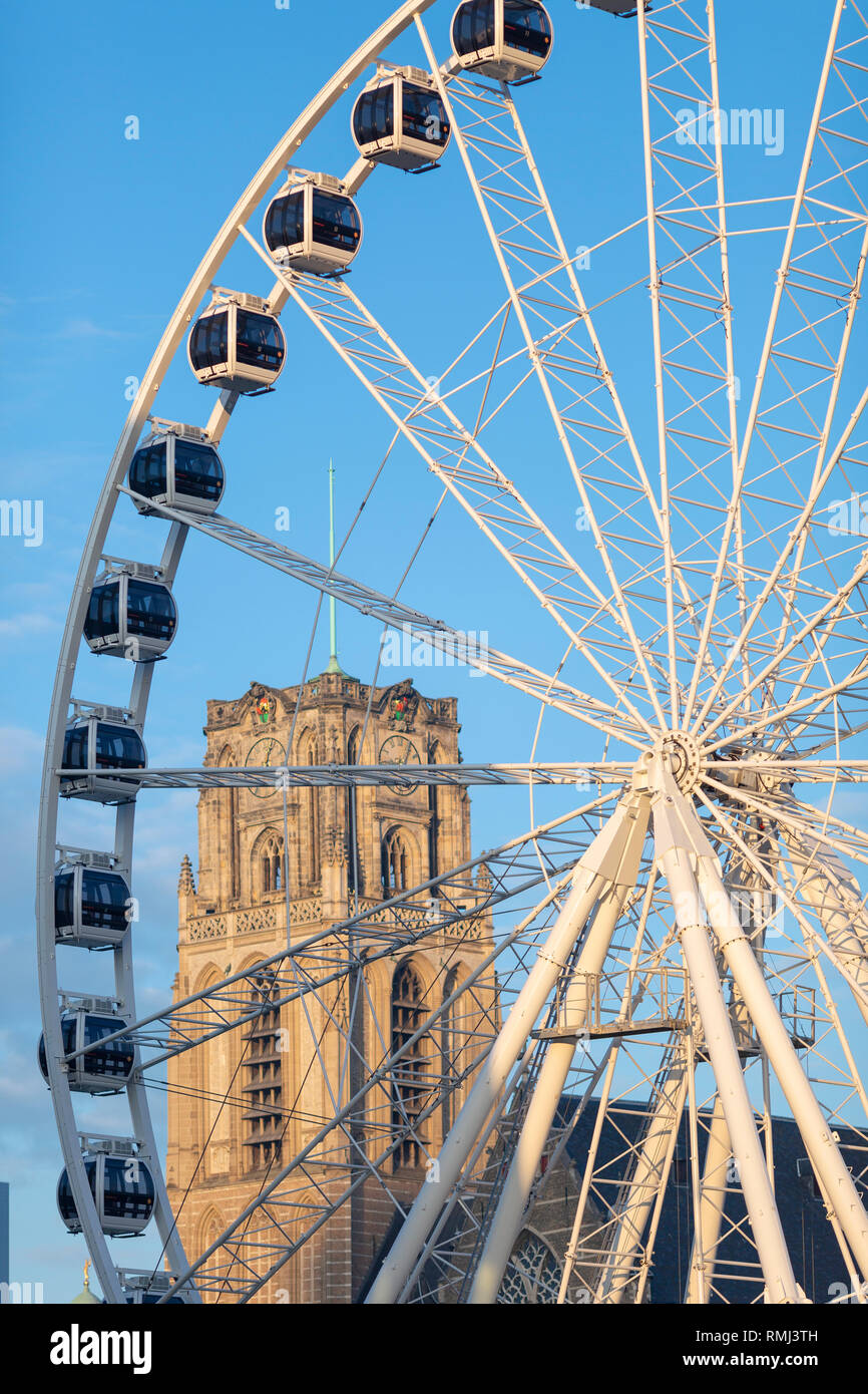 Giant clock in clock tower hi-res stock photography and images - Alamy