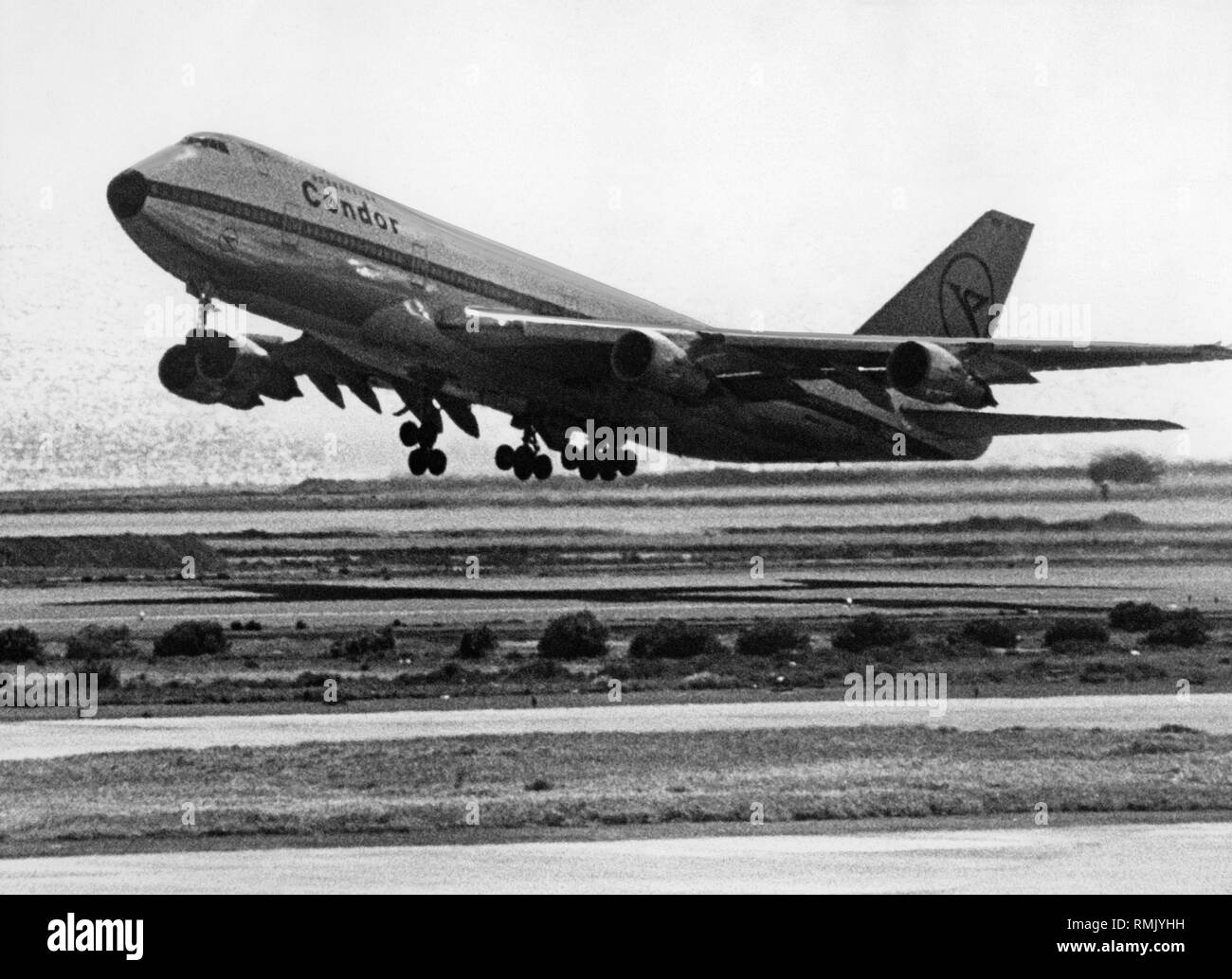 A Boeing 747-200 of the Condor Flugdienst before taking off. As the ...