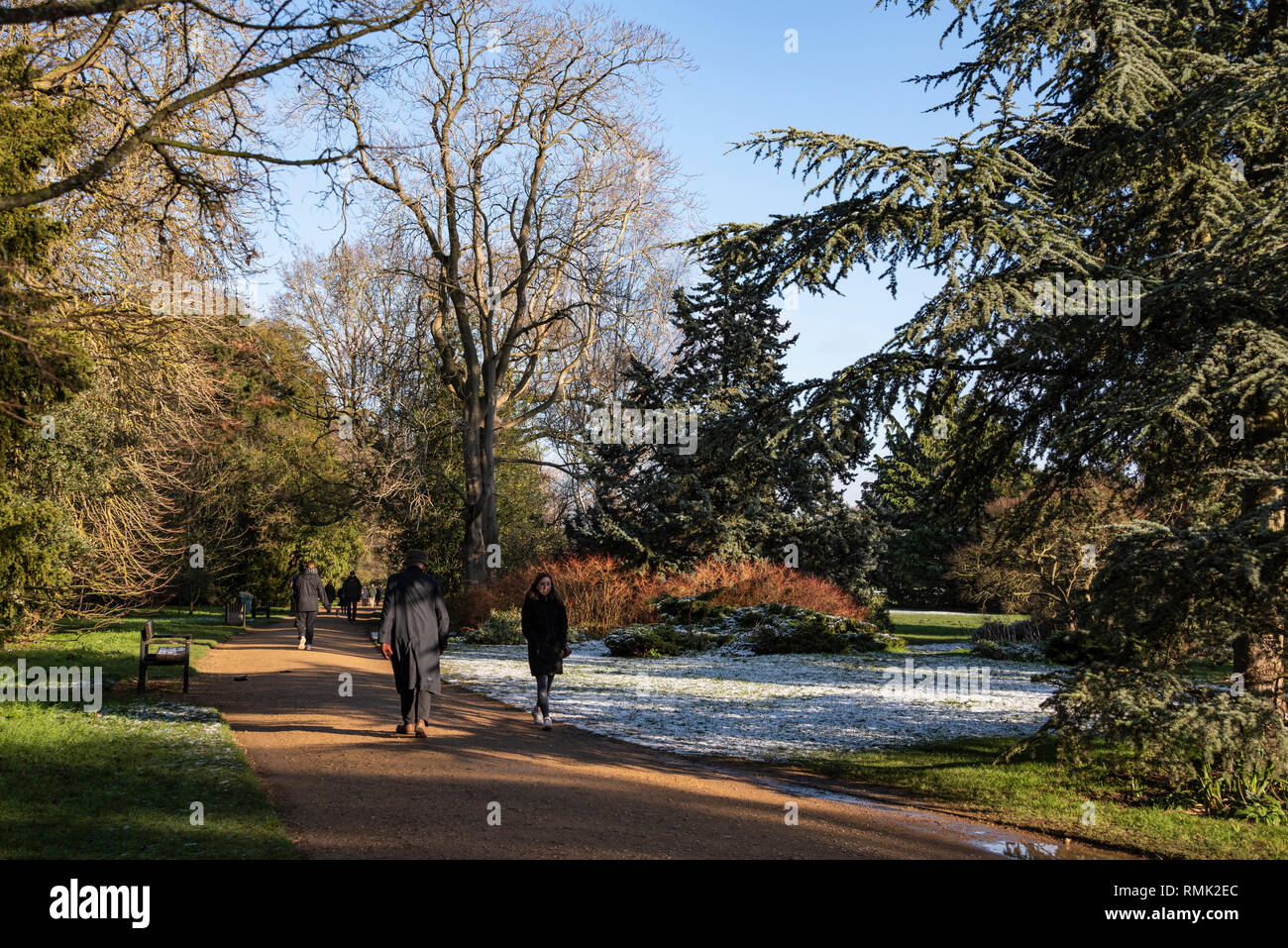 Snowy scene in oxford uk hi-res stock photography and images - Alamy