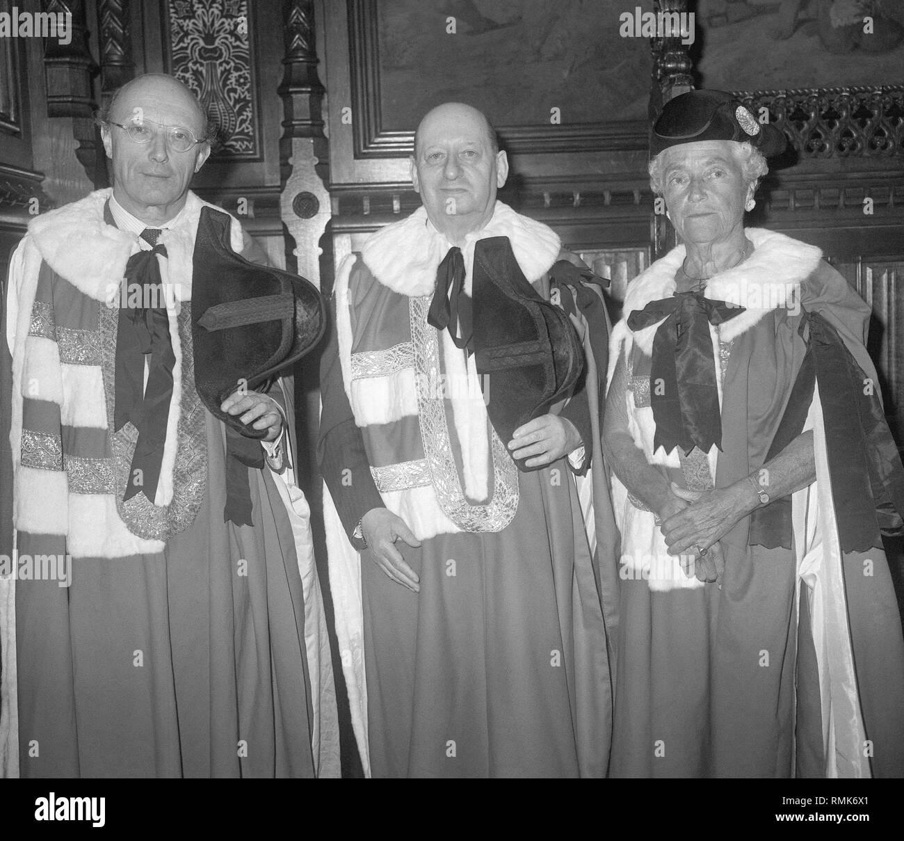 The moses room in the house of lords hi-res stock photography and ...