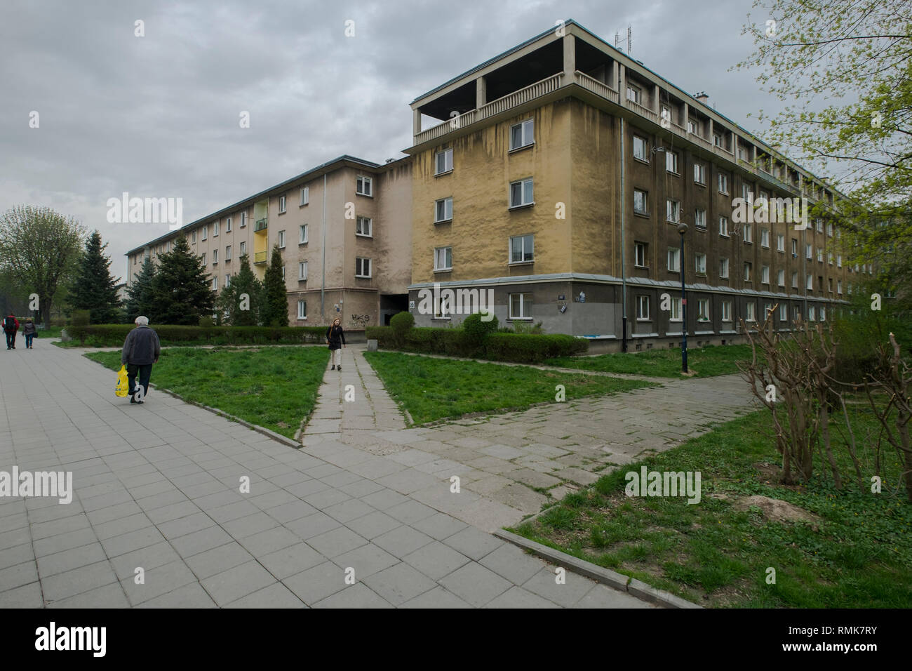 Rundown slum neighborhood hi-res stock photography and images - Alamy