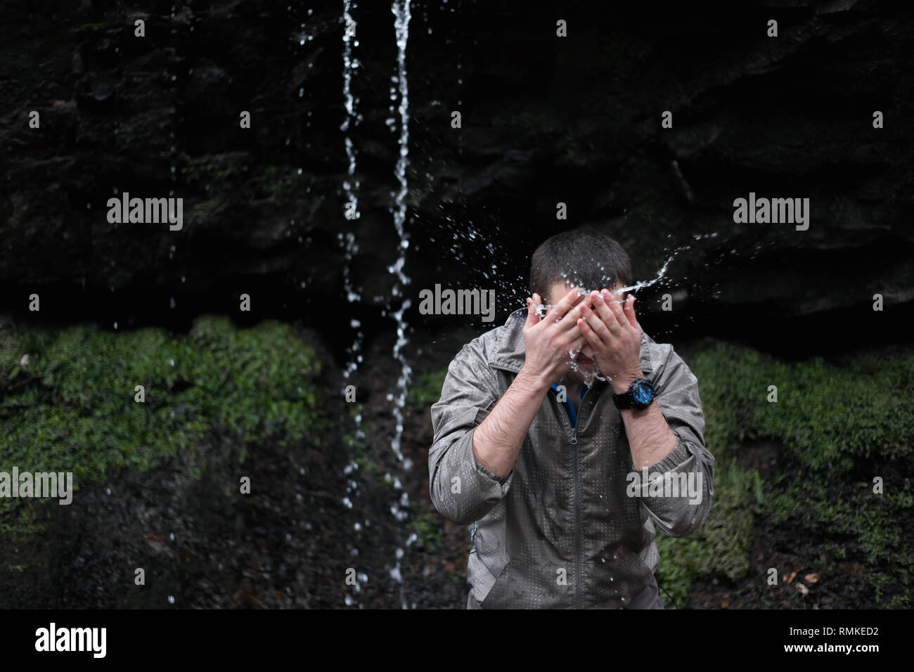 Man washing his face hi-res stock photography and images - Alamy