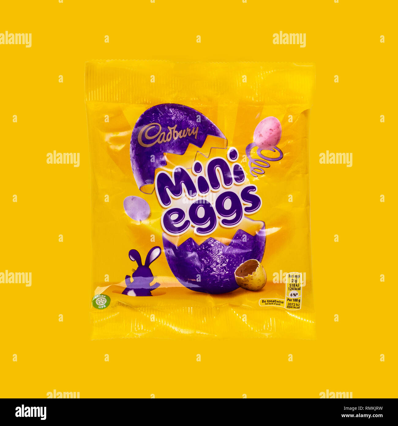 Cadbury mini eggs easter egg hi-res stock photography and images - Alamy