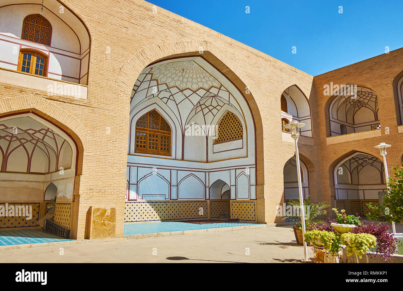 ISFAHAN, IRAN - OCTOBER 21, 2017: The scenic courtyard (sahn) of Imam ...