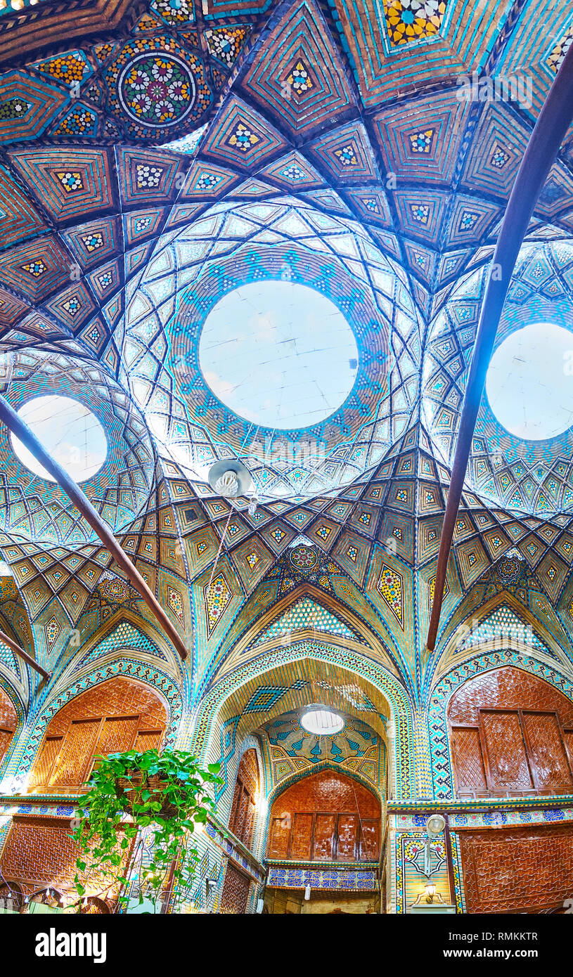 ISFAHAN, IRAN - OCTOBER 21, 2017: Interior of historic money changers ...