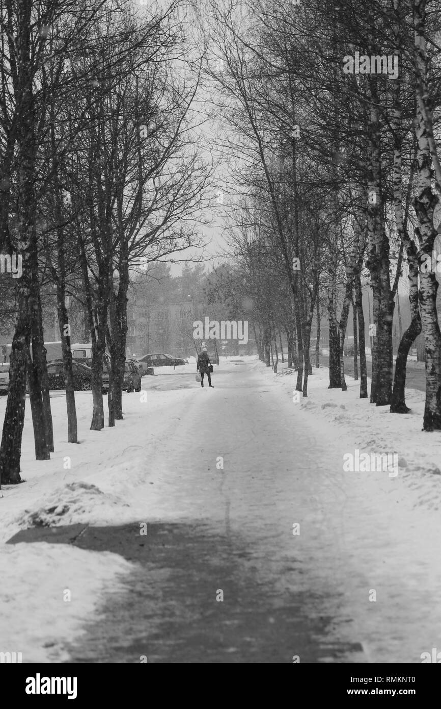 Cold climate travel Black and White Stock Photos & Images - Alamy