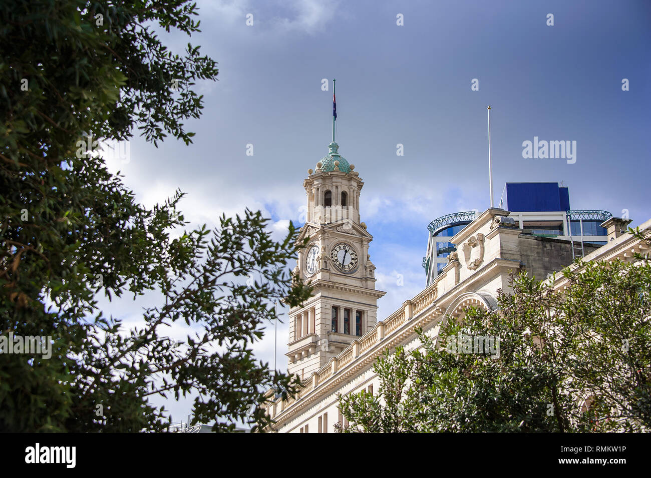 Auckland, New Zealand: The Auckland Town Hall, an historic building ...