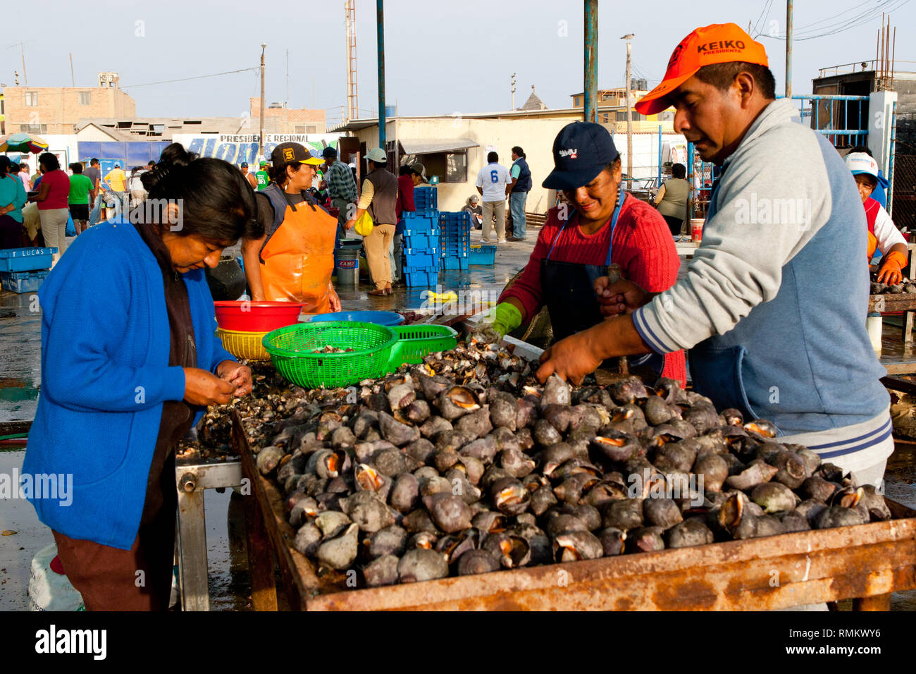 Water catch peru hi-res stock photography and images - Alamy