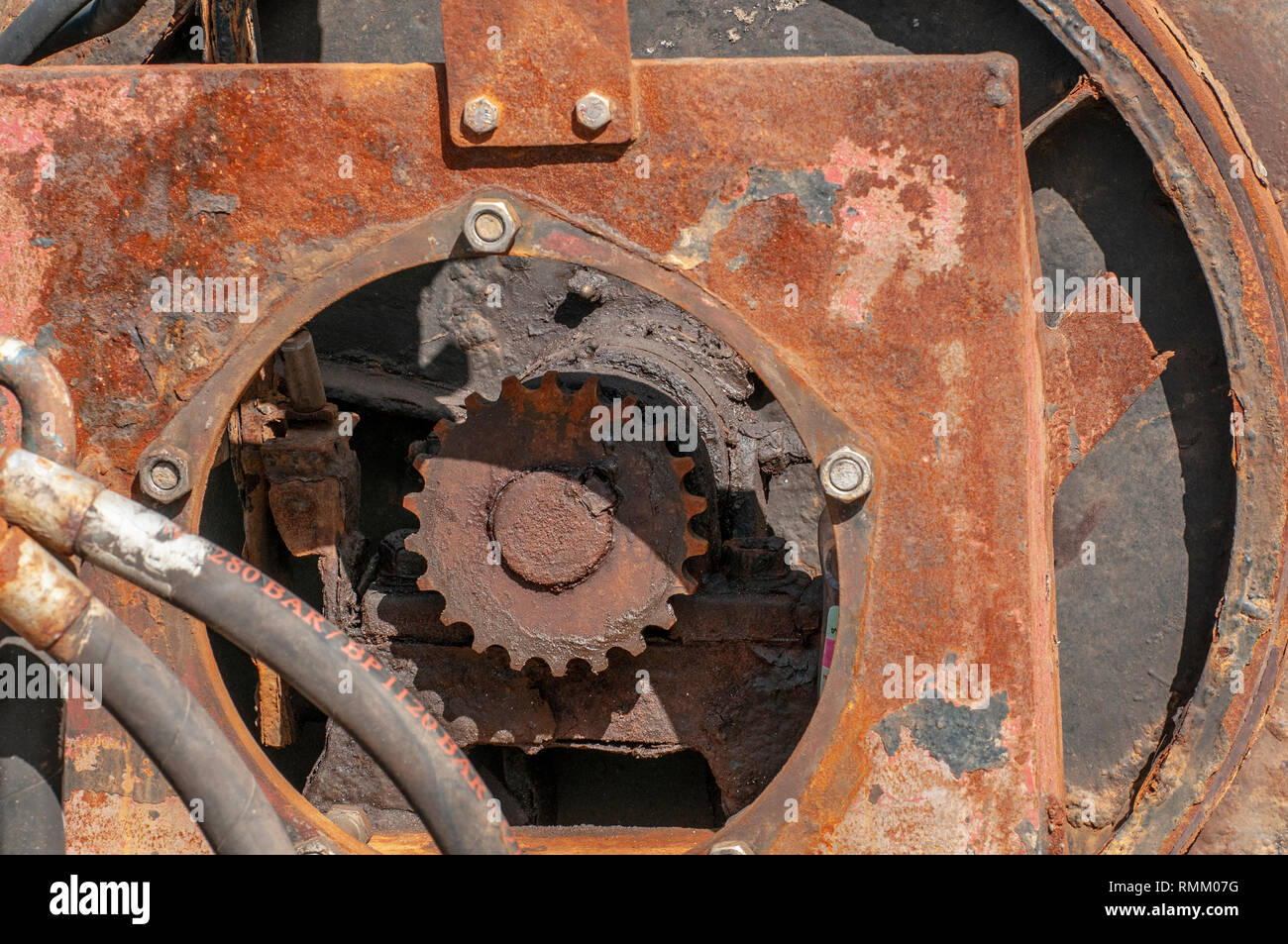 Geared mechanism hi-res stock photography and images - Alamy