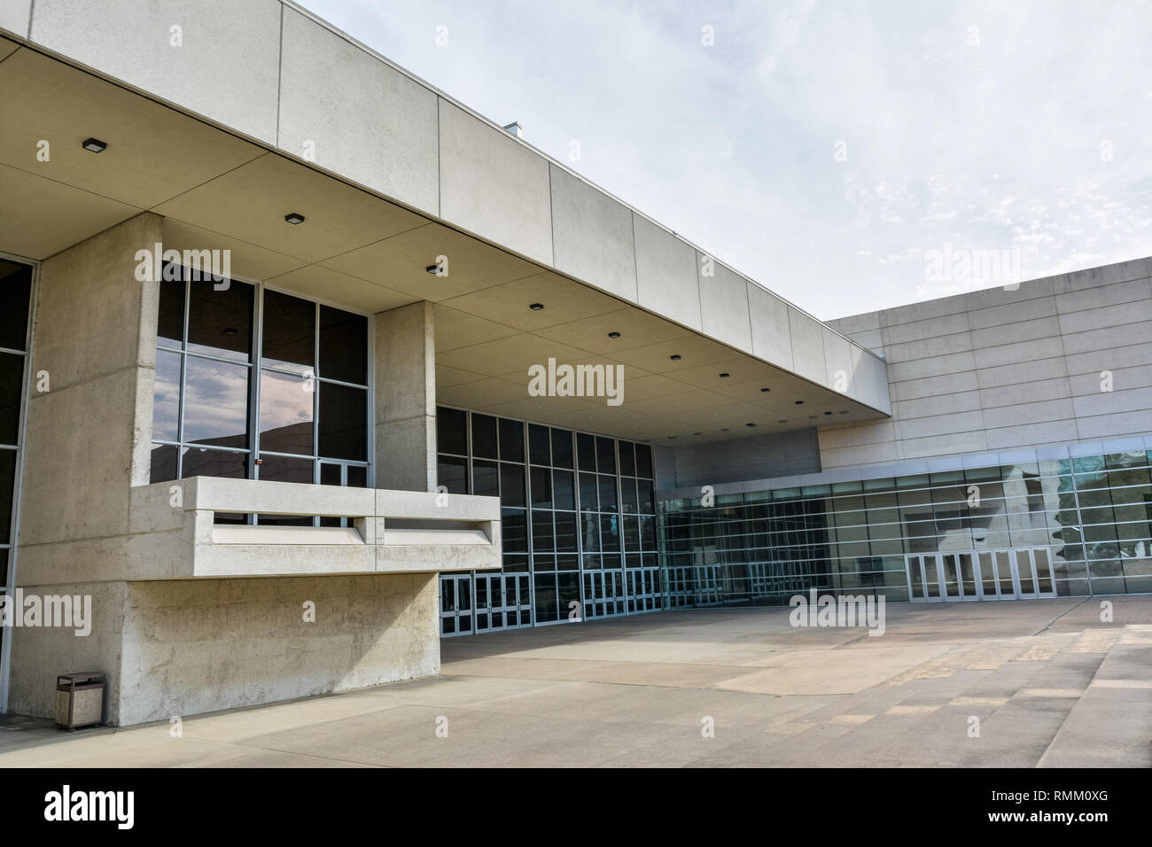 Dallas convention center hi-res stock photography and images - Alamy