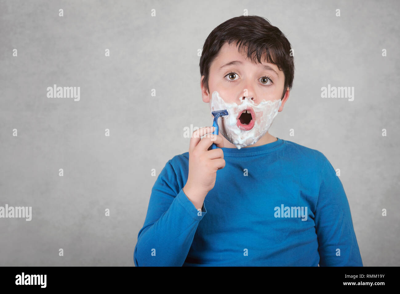 Child idol hi-res stock photography and images - Alamy