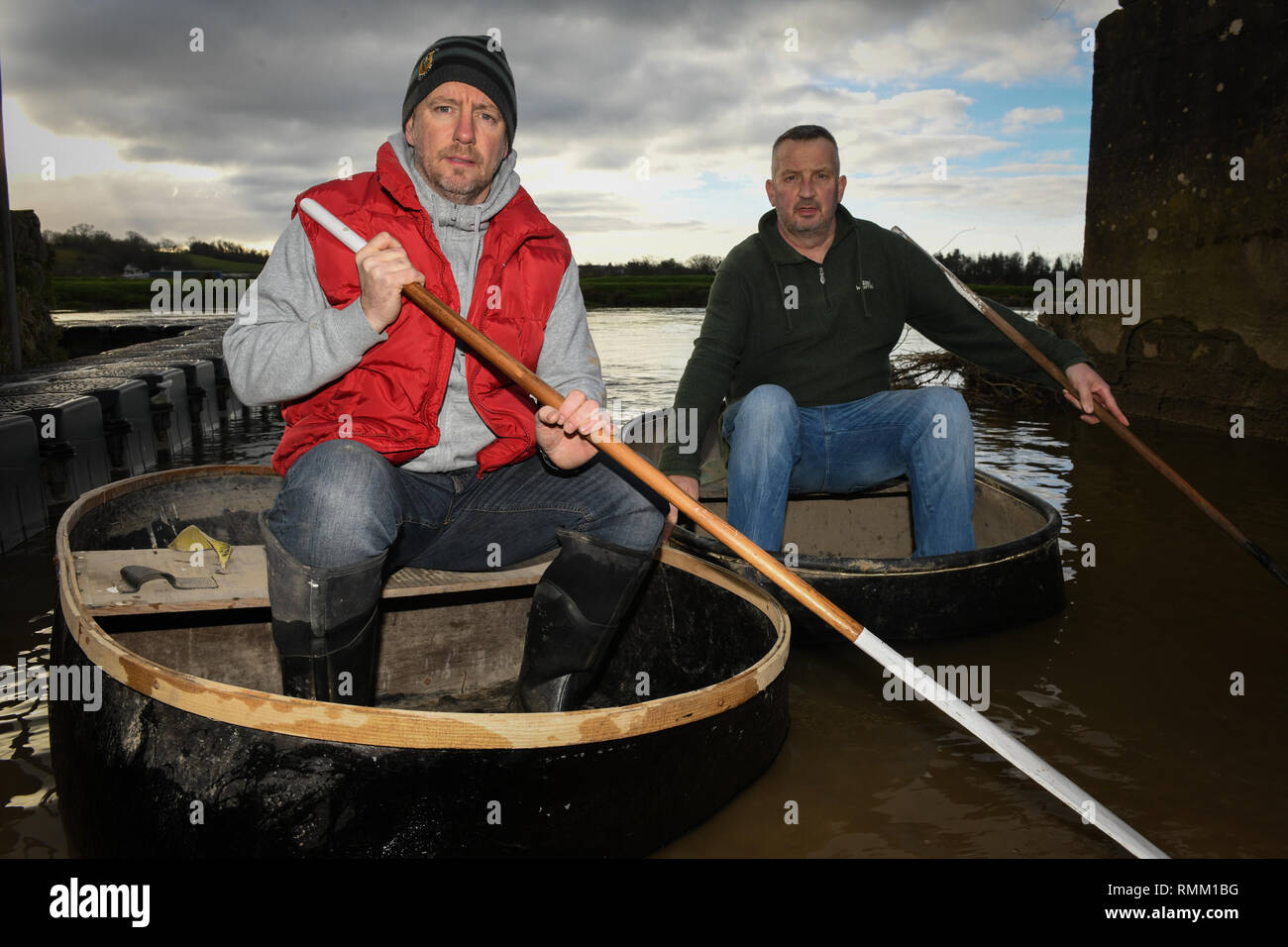 Coracles hi-res stock photography and images - Alamy