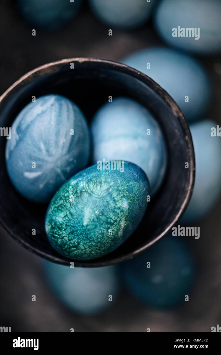 Easter egg blue hi-res stock photography and images - Alamy