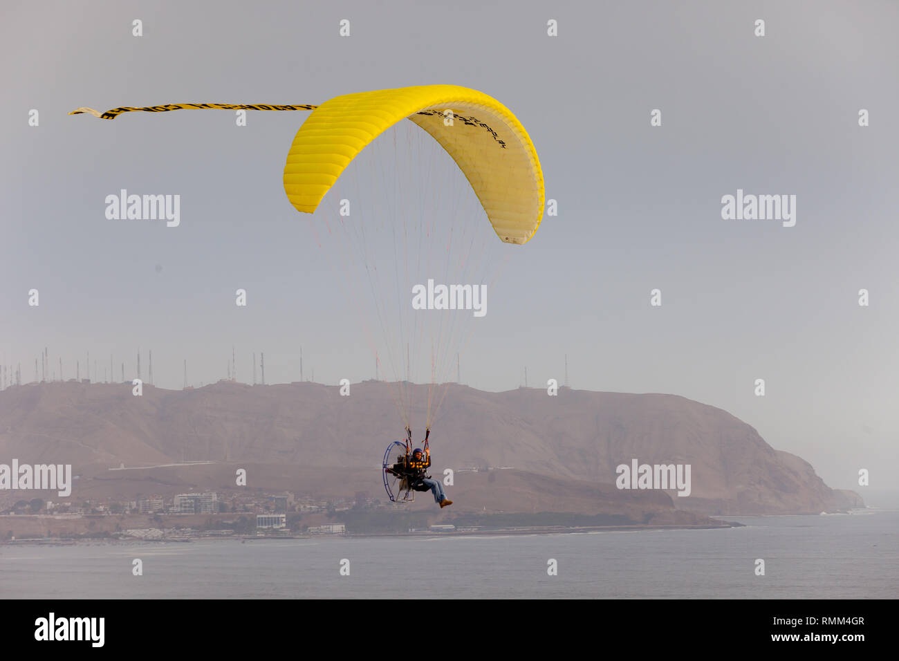 Paragliding in Lima,Peru Stock Photo - Alamy