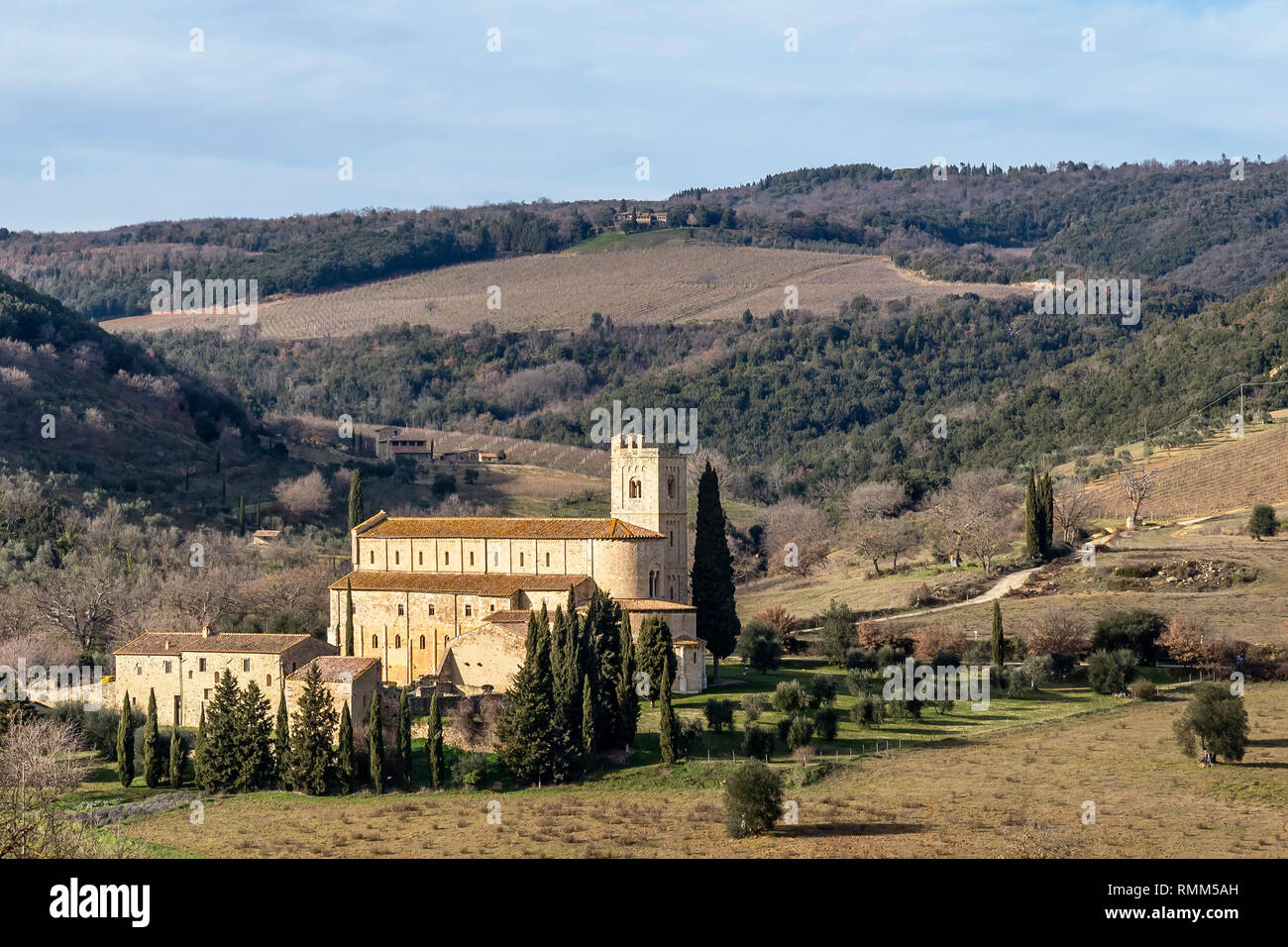Beautiful abbey hi-res stock photography and images - Alamy