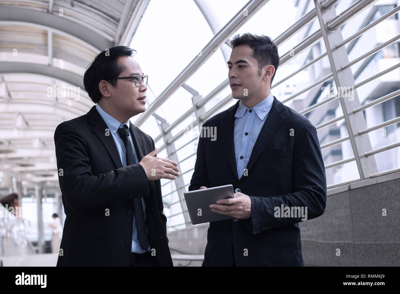 Stand talking hi-res stock photography and images - Alamy