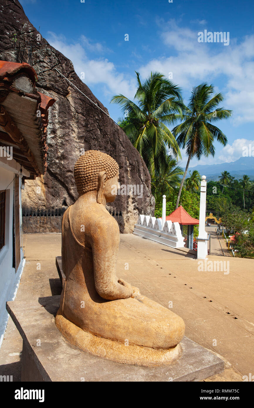 Aluvihare,Sri Lanka - January 23,2019: The Aluvihare Rock Temple (also ...