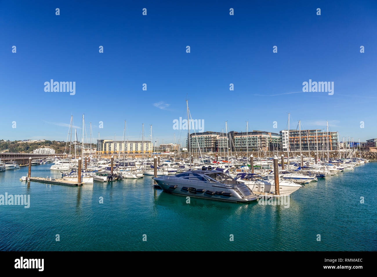 Blue sky islands hi-res stock photography and images - Alamy