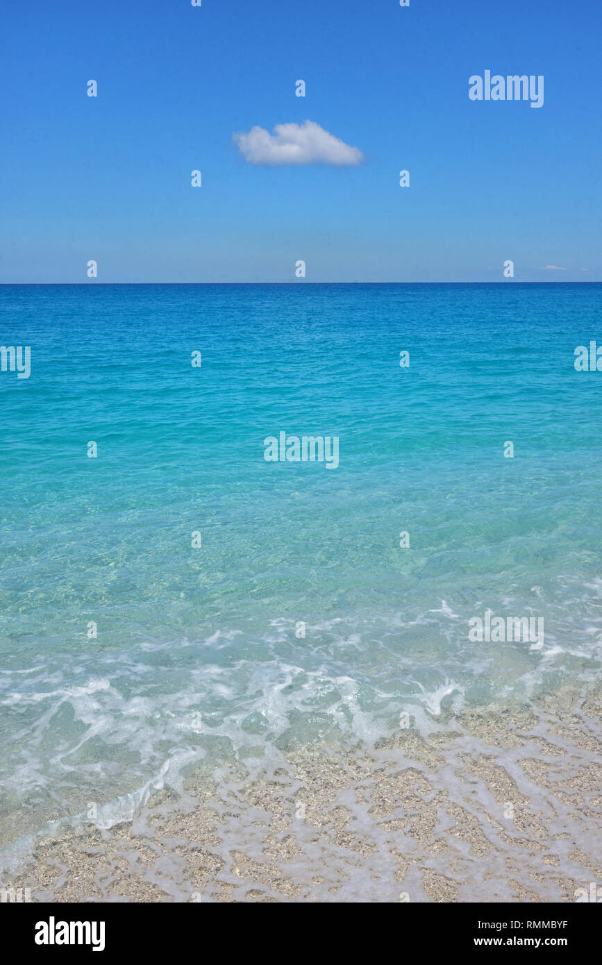 Seascape crystal shallow waters hi-res stock photography and images - Alamy