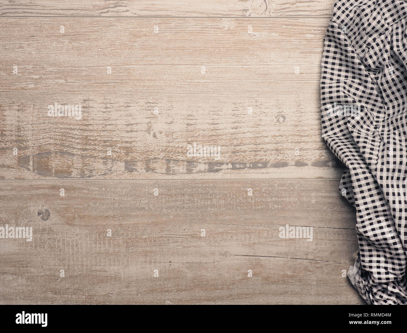 Checkered table cloth hi-res stock photography and images - Alamy