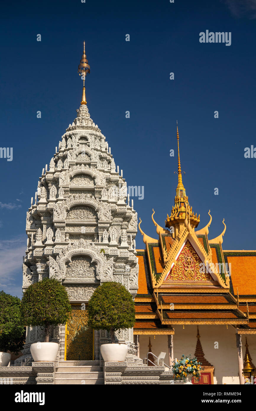 Cambodia, Phnom Penh, City Centre, Royal Palace, King Sihanouk’s stupa ...
