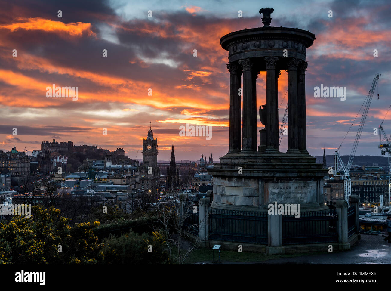 Edinburgh carlton hill sunset hi-res stock photography and images - Alamy