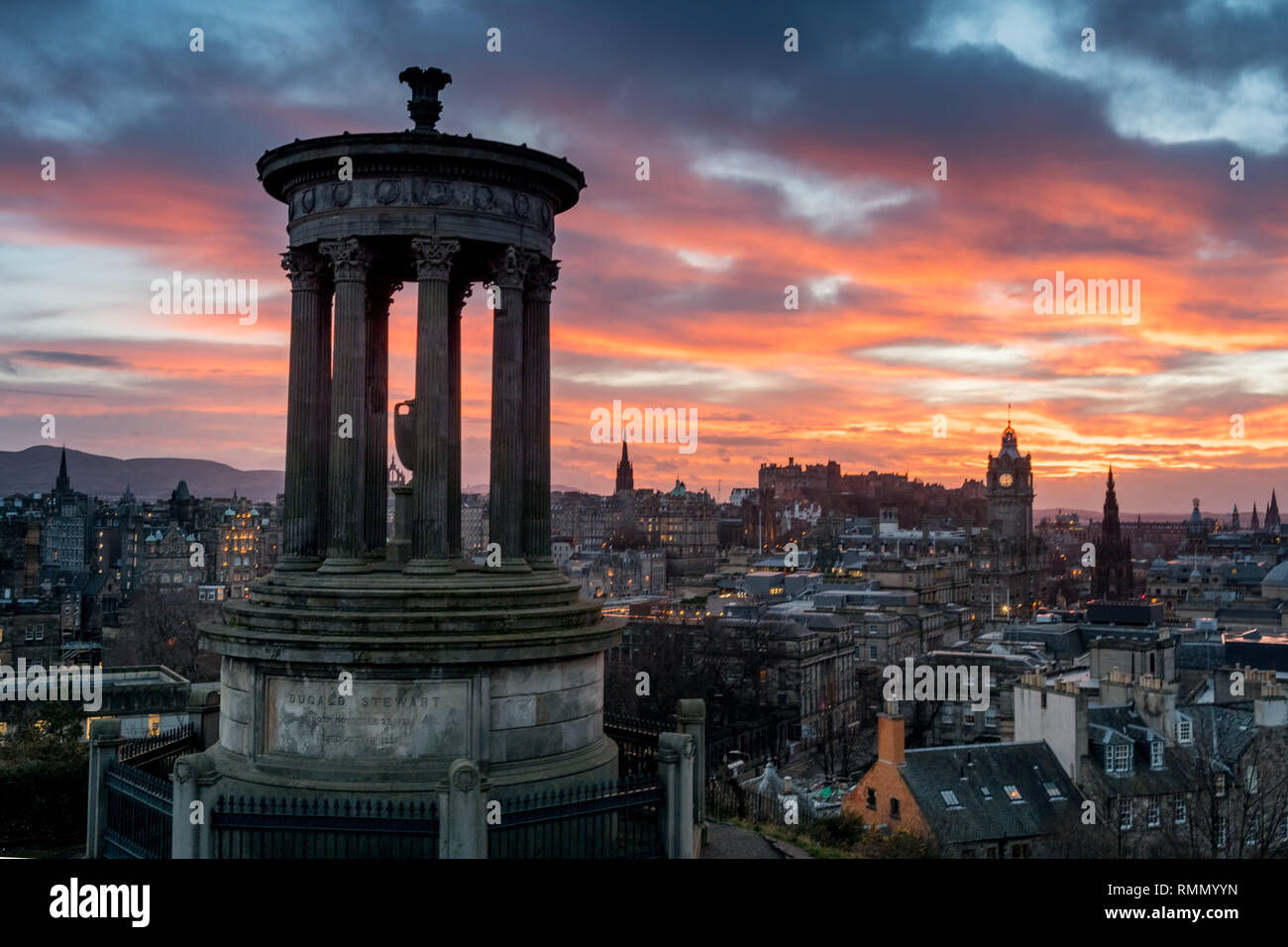 Edinburgh skyline stadtbild hi-res stock photography and images - Alamy