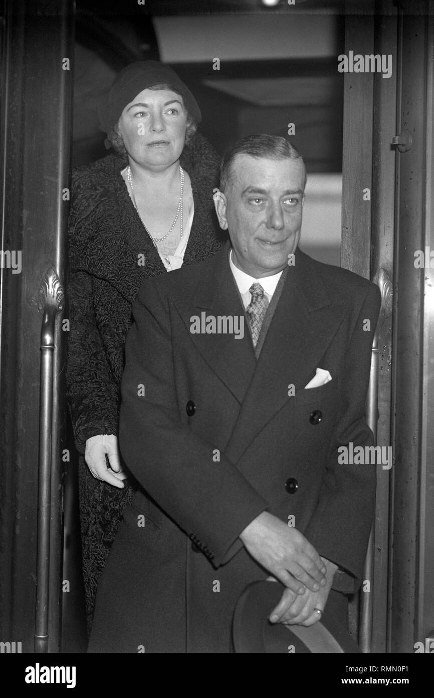 Sir John and Lady Cadman at Victoria Station, London, before leaving ...