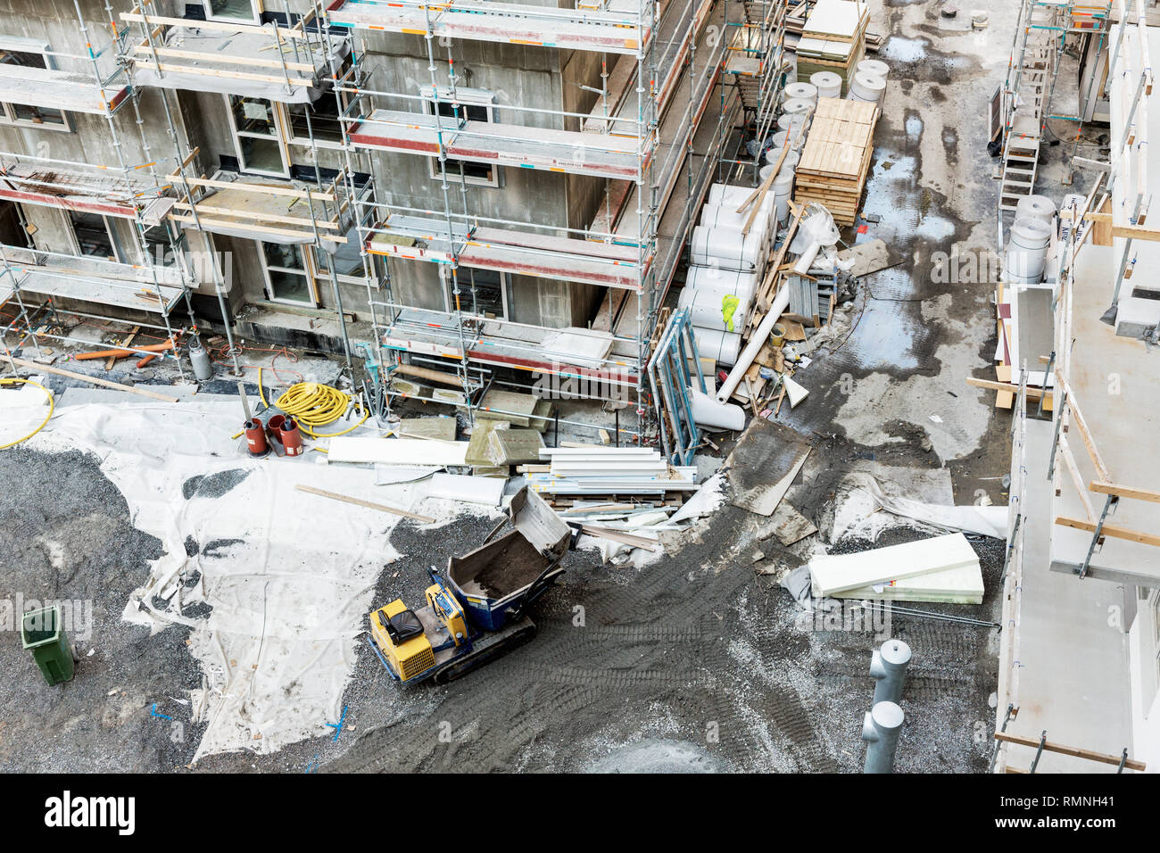 Building site vehicles hi-res stock photography and images - Alamy