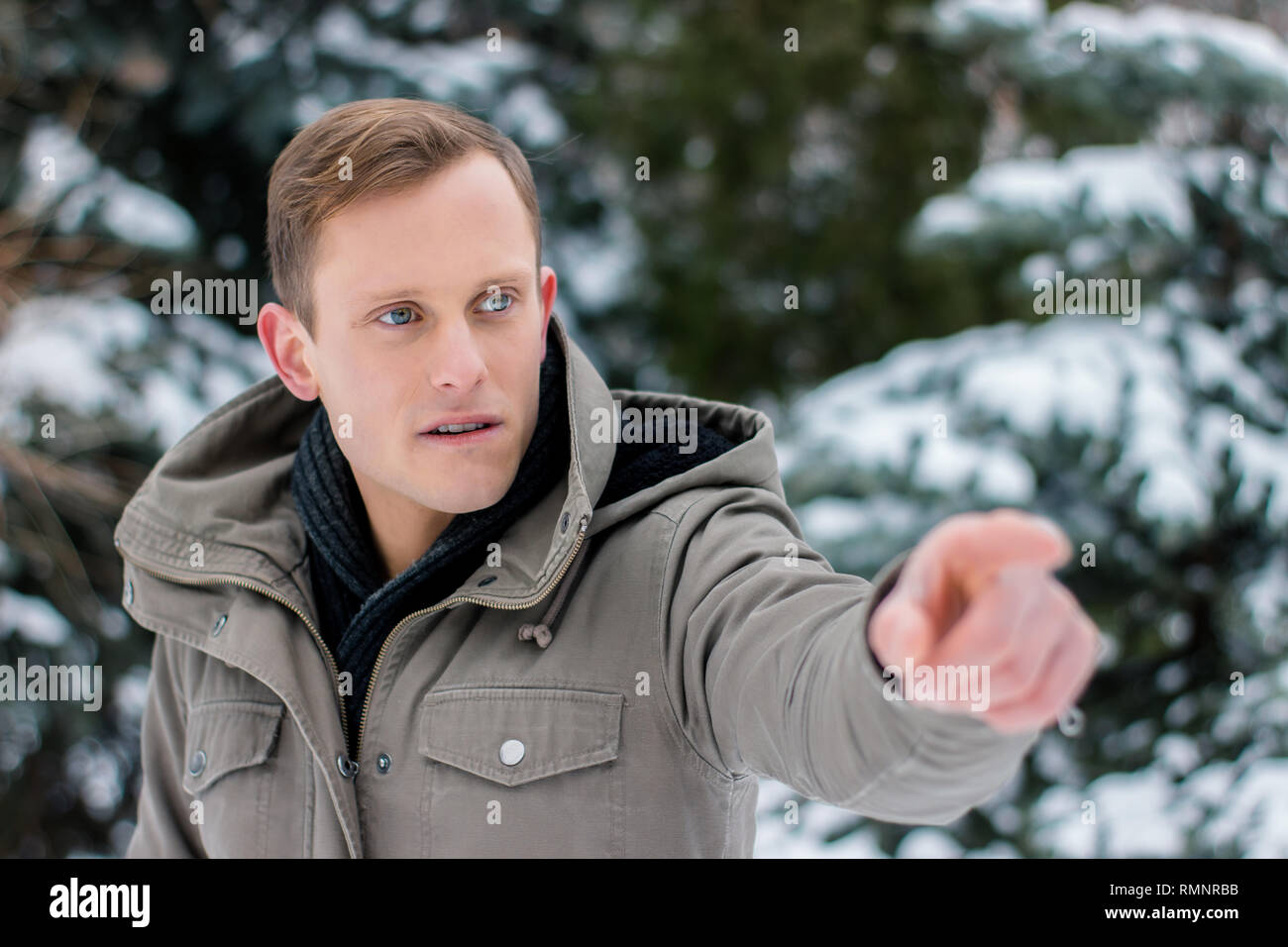 Male face looking left hi-res stock photography and images - Alamy