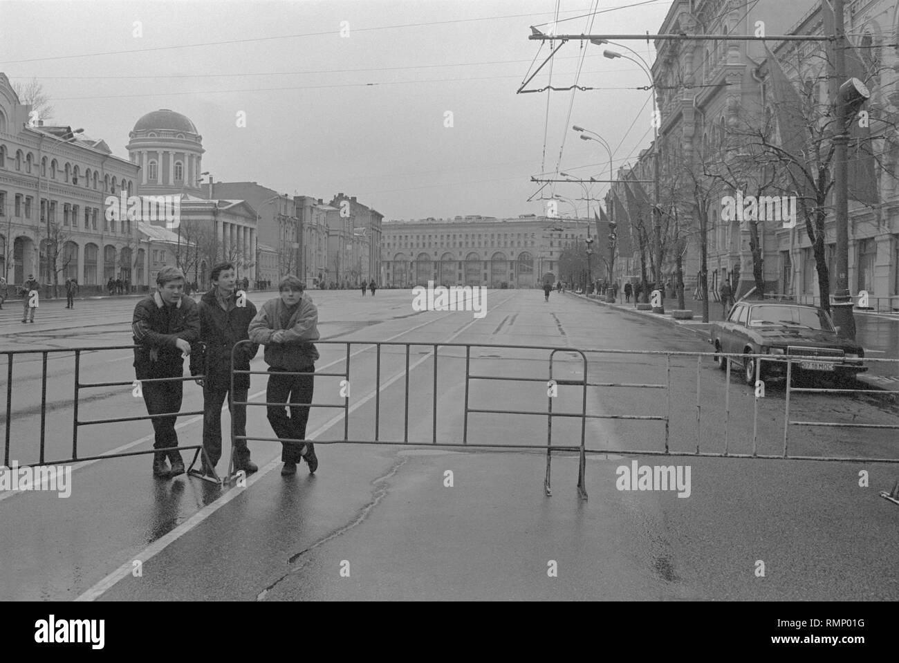 Soviet fence hi-res stock photography and images - Alamy
