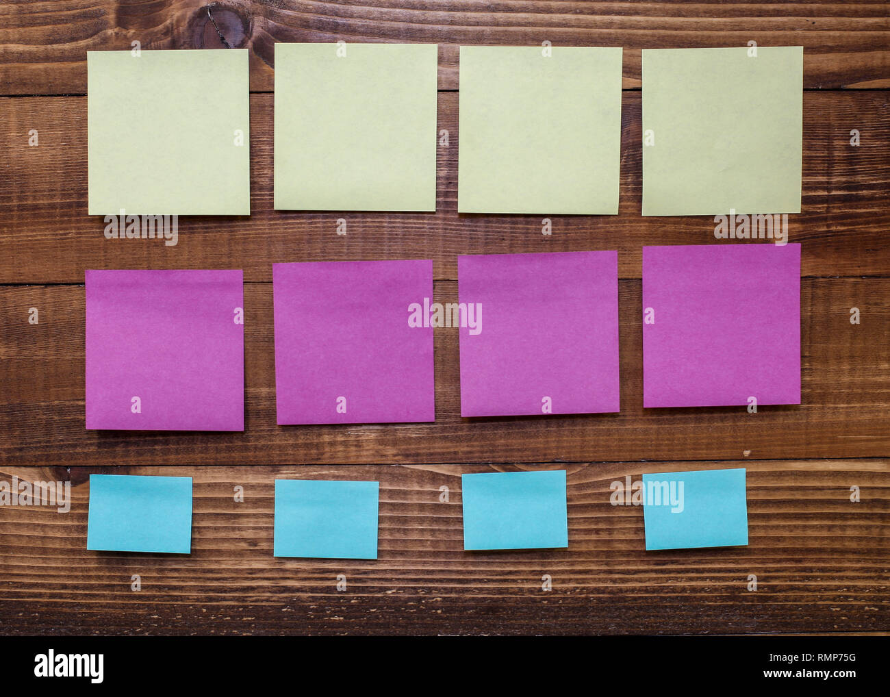 Wooden board with note stickers Stock Photo - Alamy