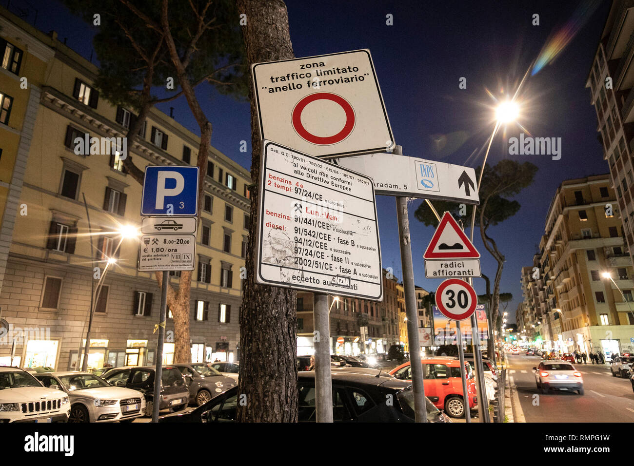 Inquinamento ferroviario hi-res stock photography and images - Alamy