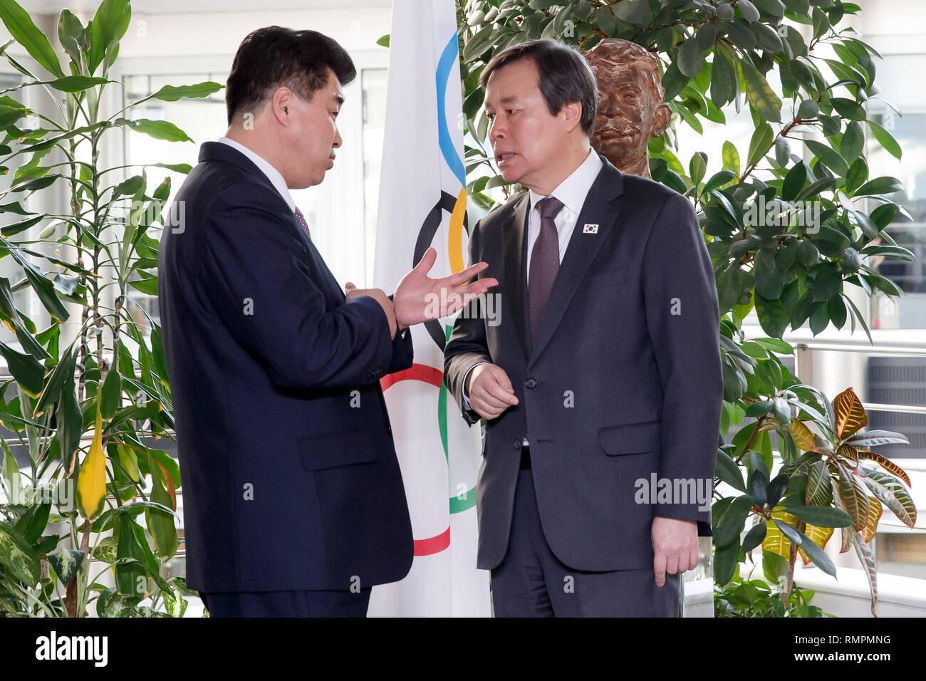 Do jong hwan hi-res stock photography and images - Alamy