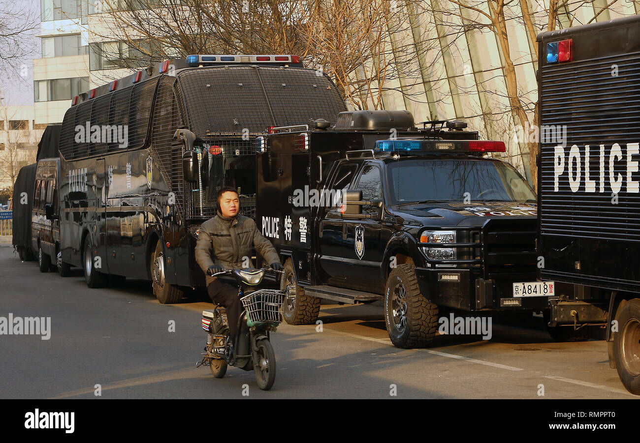 Maintains vehicles hi-res stock photography and images - Alamy