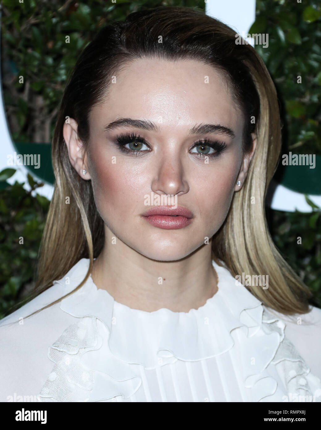 LOS ANGELES, CA, USA - FEBRUARY 15: Actress Hunter King arrives at Teen ...