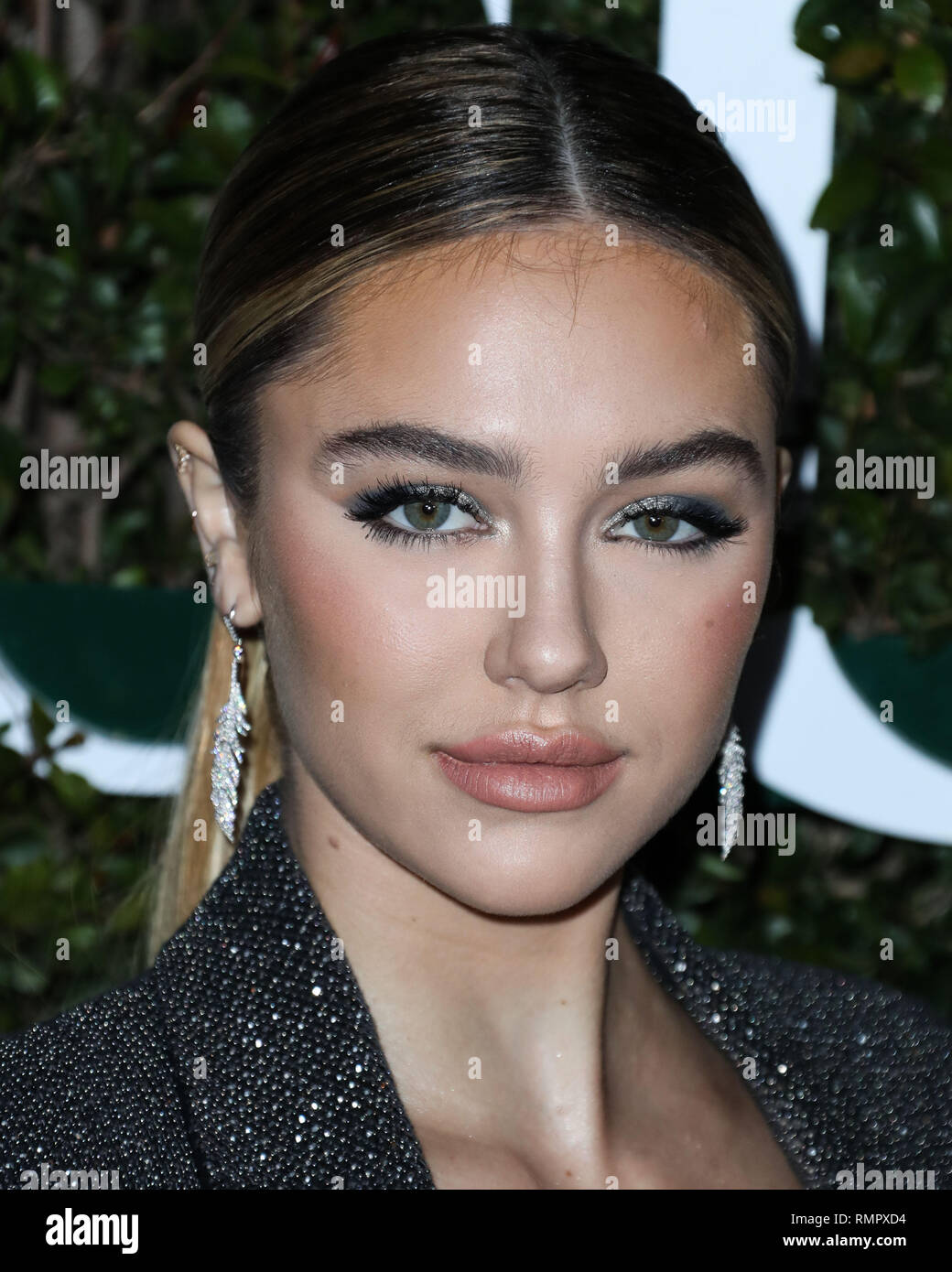 LOS ANGELES, CA, USA - FEBRUARY 15: Model Delilah Belle Hamlin arrives ...