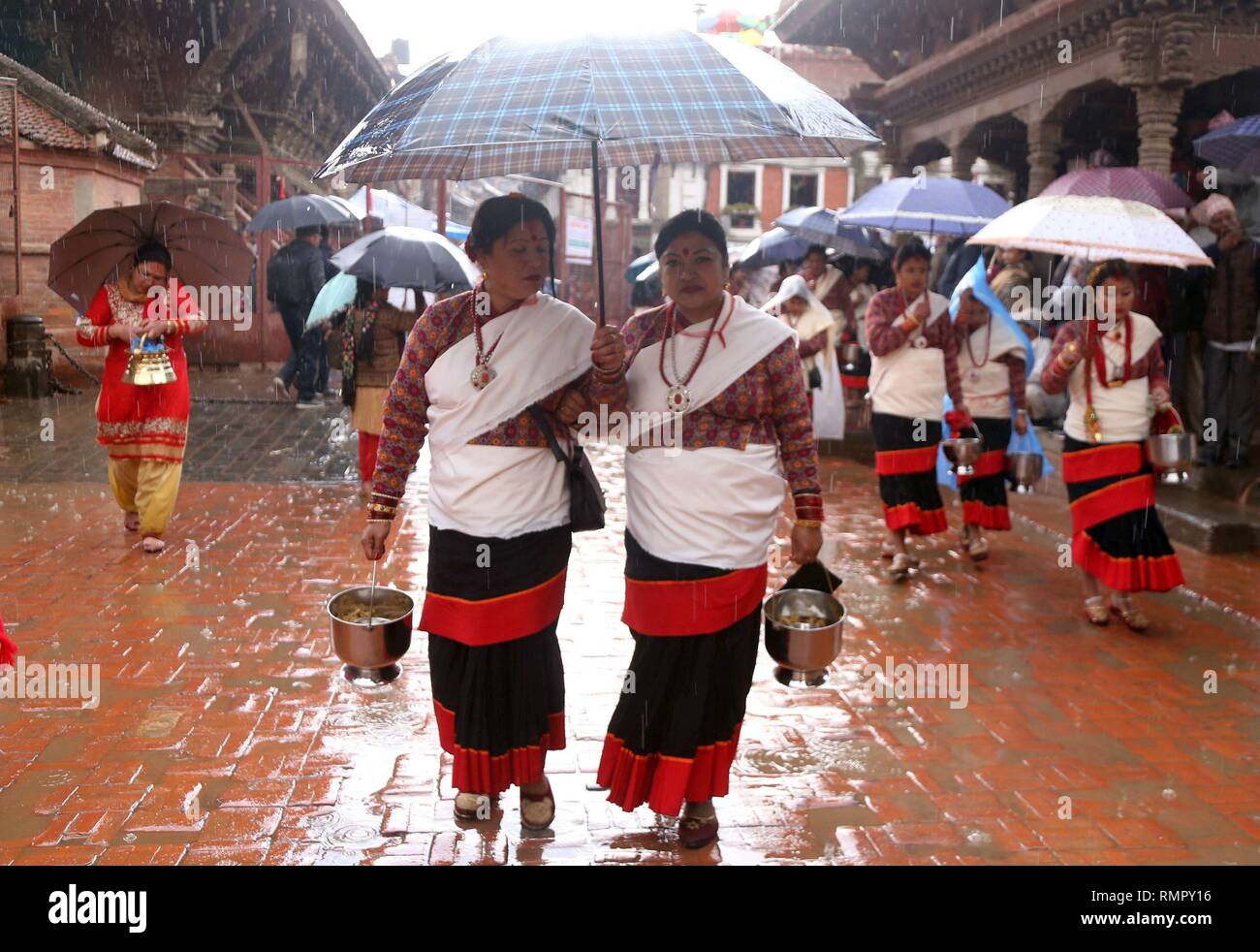 Lalitpur, Nepal. 16th Feb, 2019. Women from Newar community participate ...