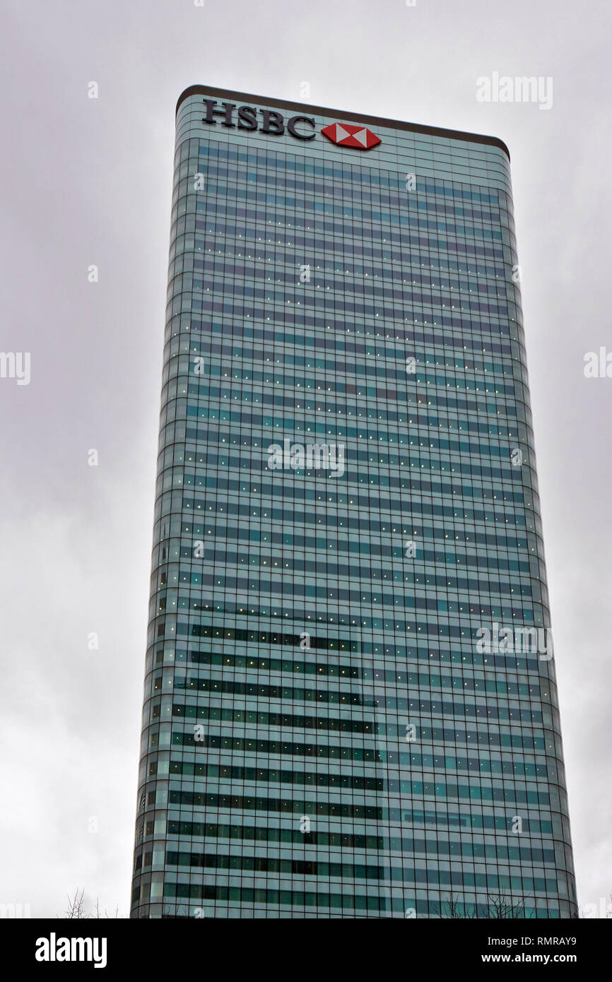 LONDON CANARY WHARF CANADA SQUARE HSBC SKYSCRAPER BUILDING Stock Photo - Alamy